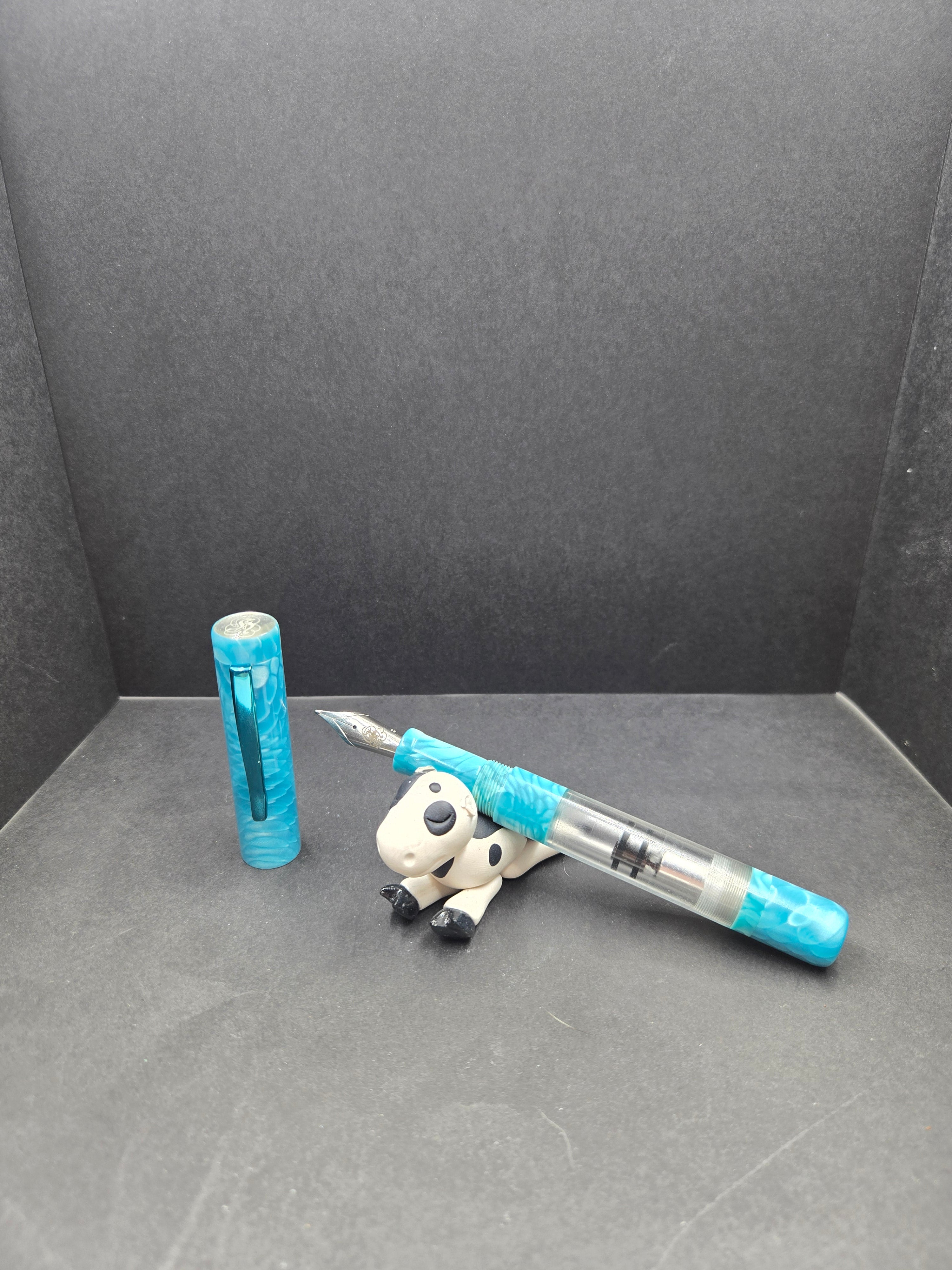 A24 - Juma Laguna Dragon- Kölbenfüller – Hinze Pen Company